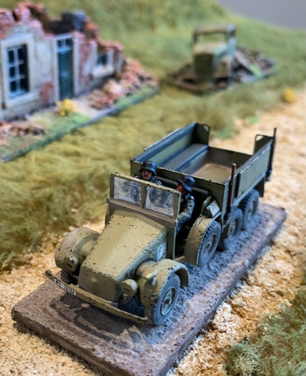 ICM Krupp L2h143 KFZ 70 German Light Army Truck | Colonel Mustard