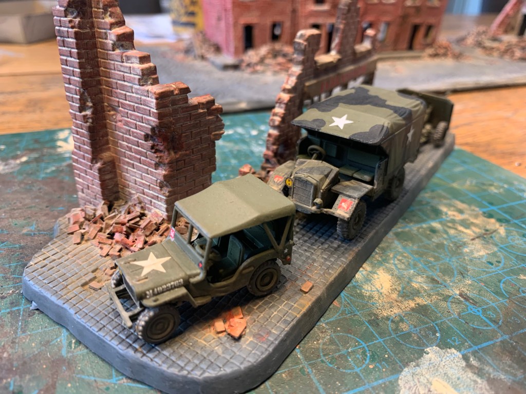 Revell Morris C8 tractor and 17 pdr and Jeep in 1/76 Scale | Colonel ...